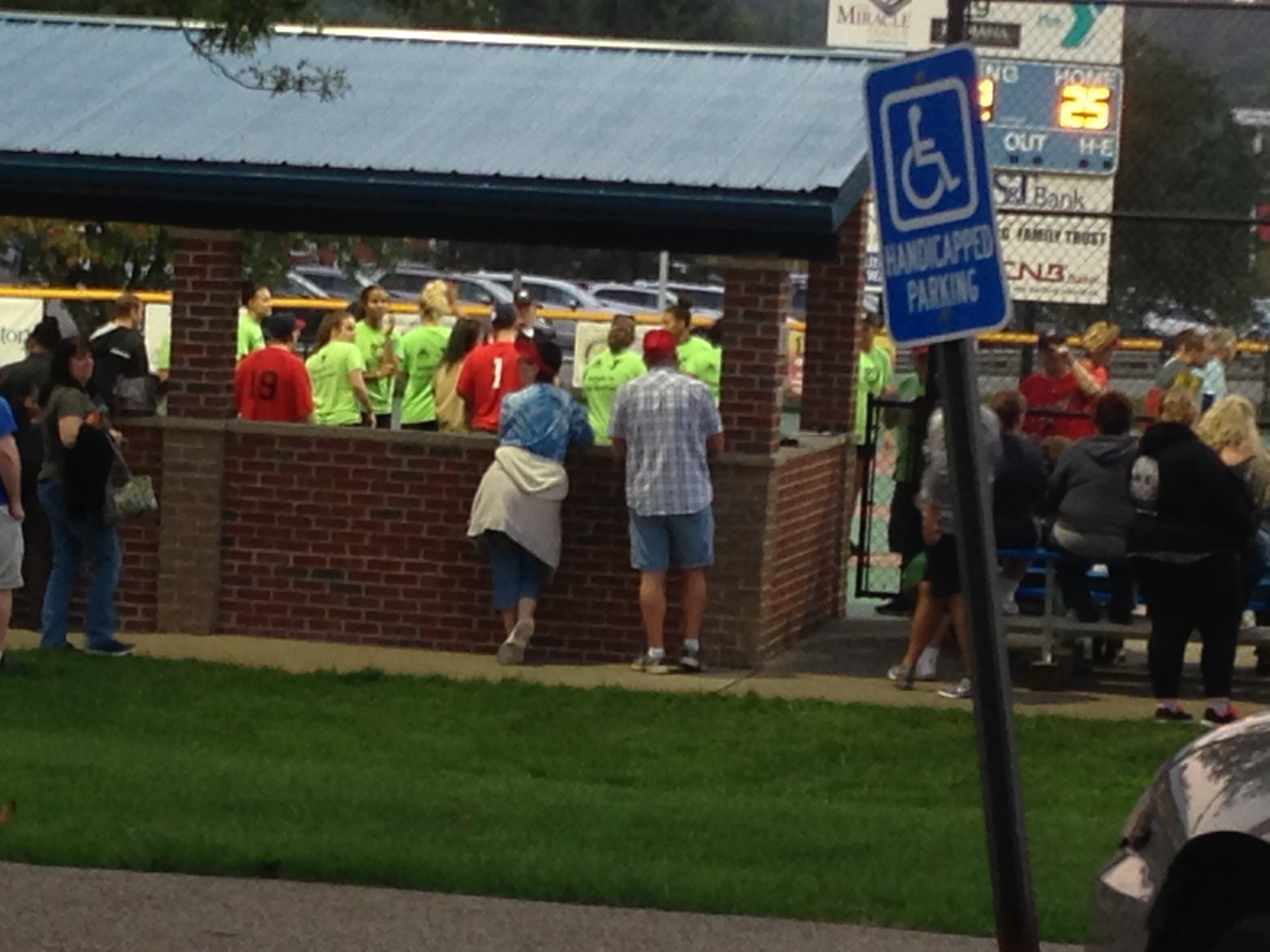 IHS students give back to their community - The High Arrow